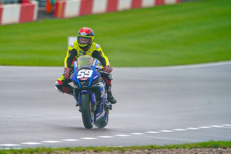 Robert Varey set the pace as the action began at Donington Park ...